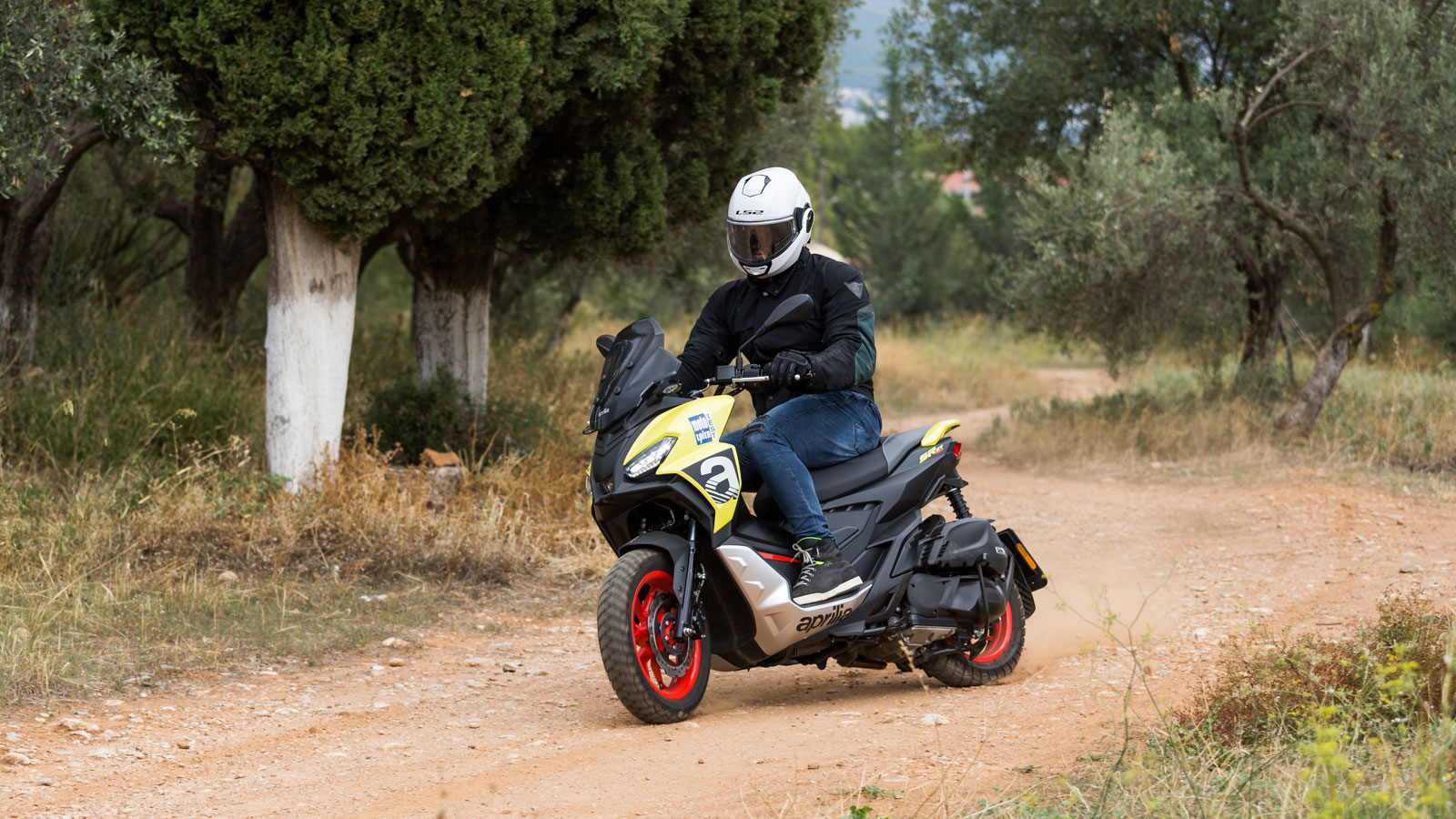 Aprilia SR GT 200 S - Test Σχεδίαση 8211 Ποιότητα κατασκευής Εργον ...