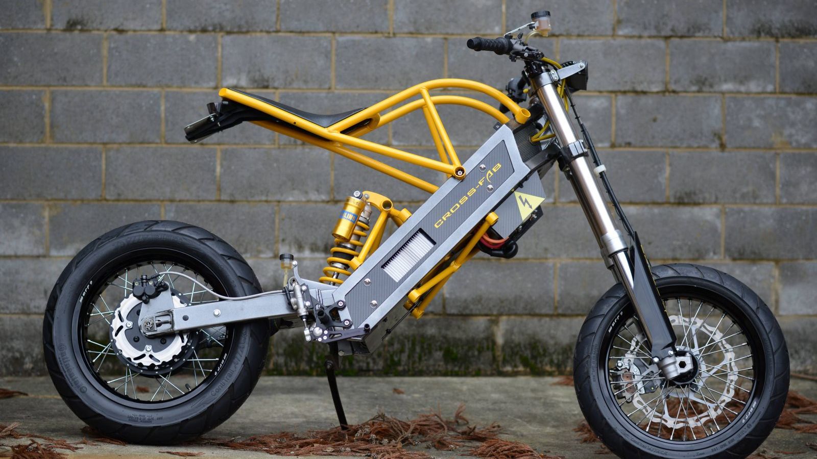 ExoDyne: Μίνιμαλ ηλεκτρισμός