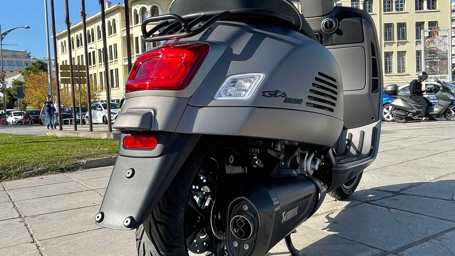 Απίστευτη βελτίωση σε Vespa GTS 2022 από την Piaggio Ξανθούλης - piaggio