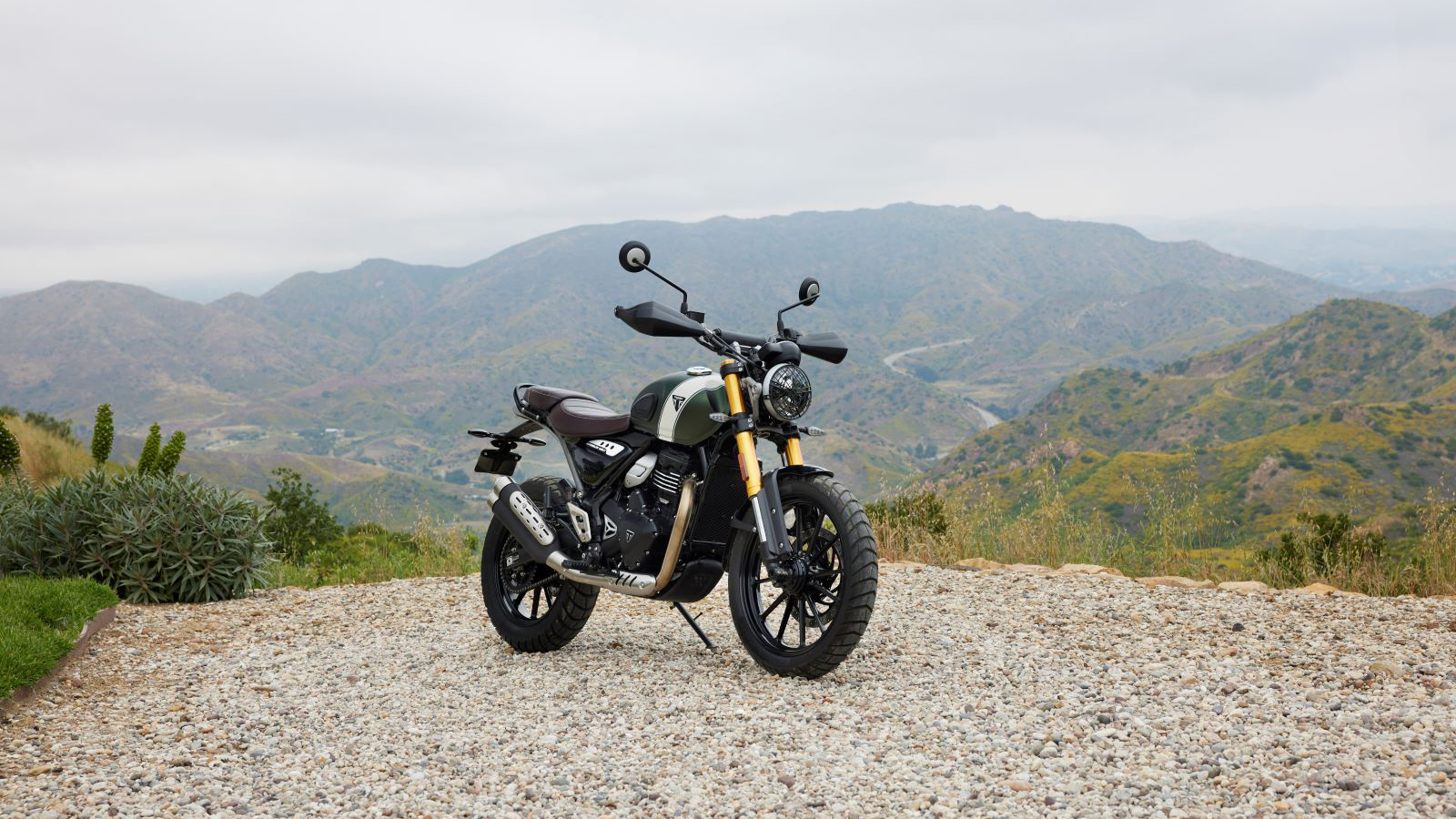 Triumph Speed 400 Scrambler 400X: Αποκαλύφθηκαν τα νέα μικρομεσαία M ...