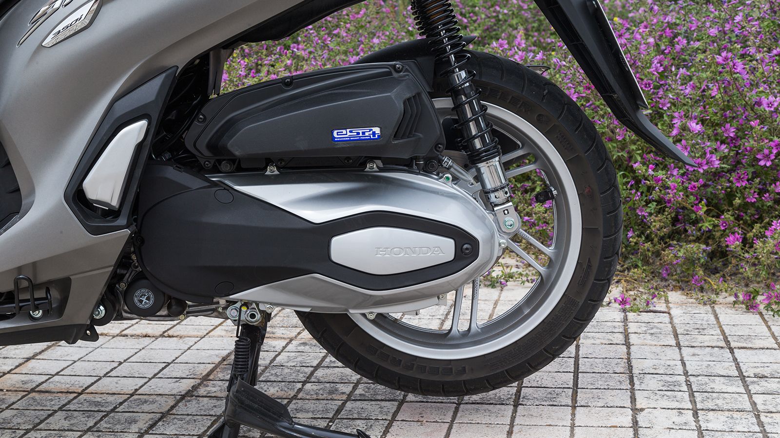 Honda SH 350i - Test Σχεδίαση - Ποιότητα κατασκευής Ανεση - Εργο - honda s