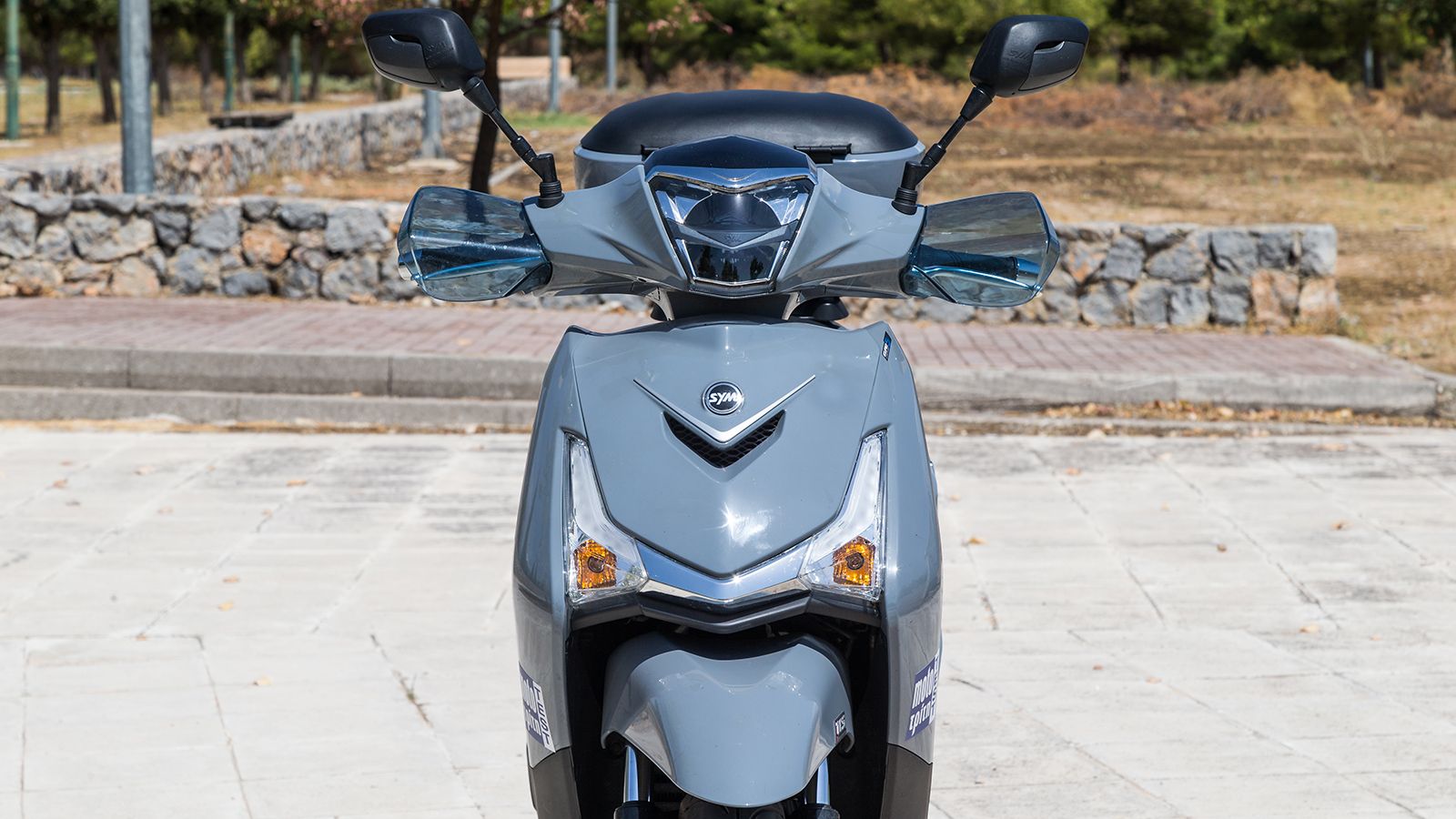 SYM HD 300 ABS / TCS Euro5 Test: Έτοιμο για κυριαρχία Σχεδίαση - - sym hd