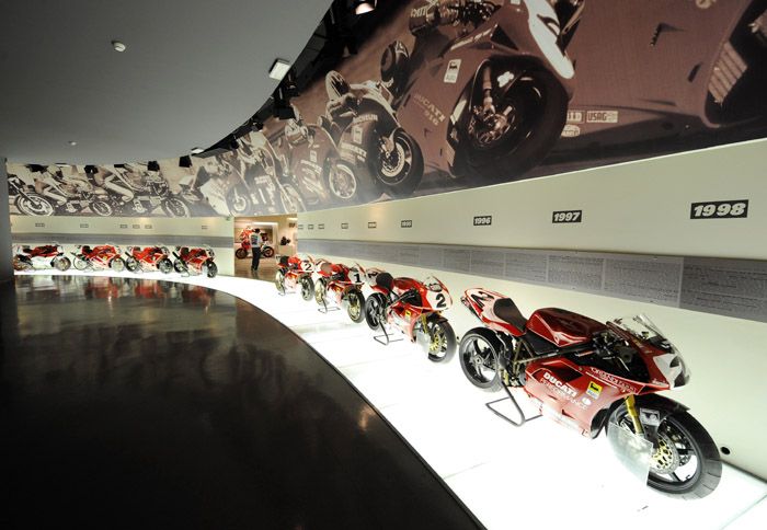 Ducati ?Dream Tours? - ducati