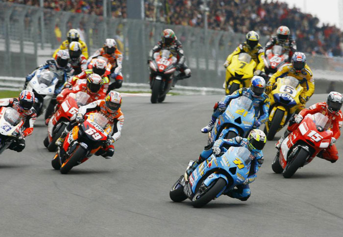 Triumph Athens Central: ???? MotoGP! - triumph