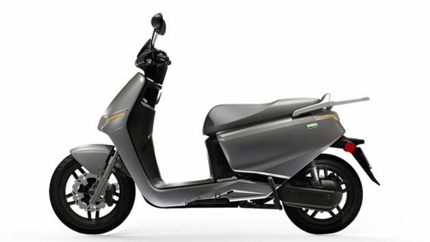 Ecooter E3 High Performance: Αυτονομία 210 χιλιομέτρων και φόρτιση σε ...