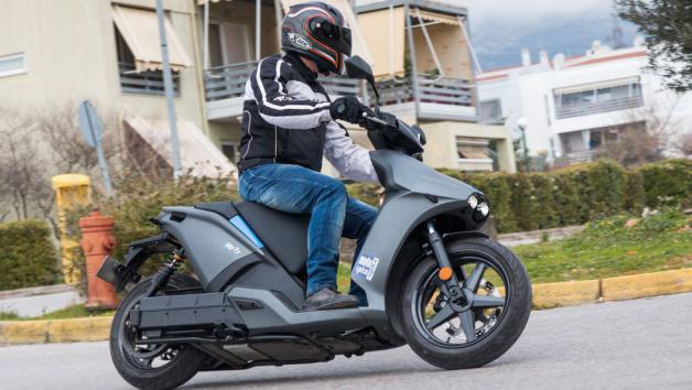 Ray Electric Motors: Το Ray 7.7, η ηλεκτρική καταιγίδα σε τιμή έκπληξη ...